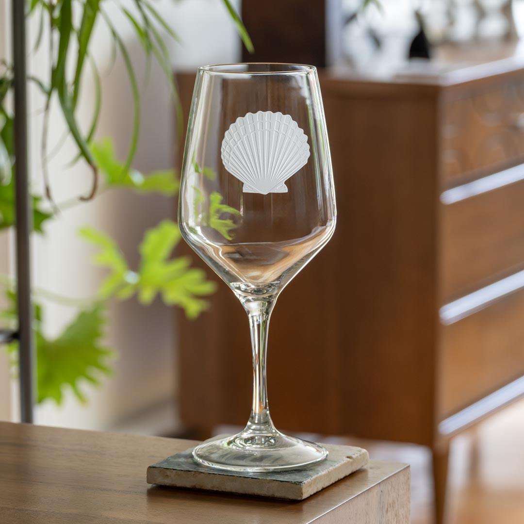 Scallop Shell 19.75oz All Purpose Wine Glass | Set of 4 – Rolf Glass